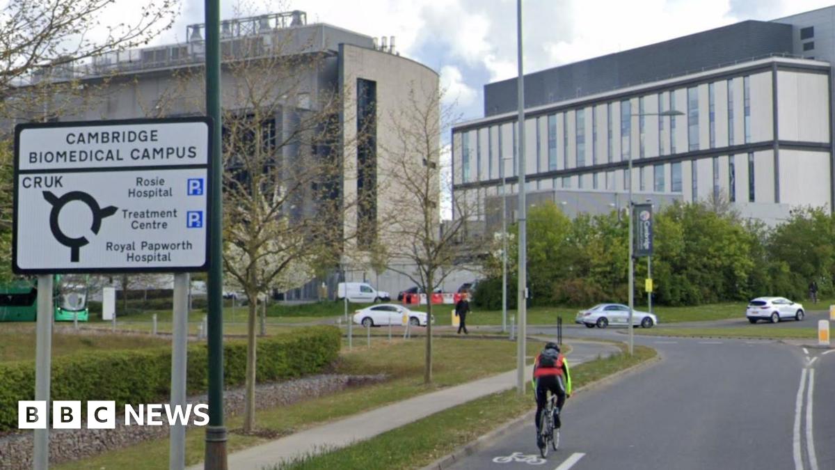 Cambridge transport projects paused after £200m predicted cost - BBC News