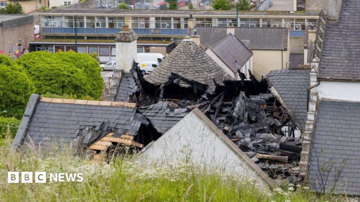 Police investigate deliberate fire at Moray hotel - BBC News