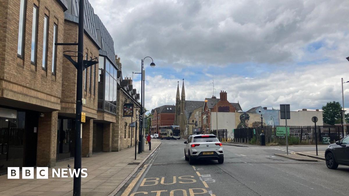 Peterborough city centre impacted by power failure - BBC News