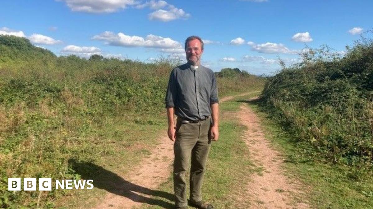 Sutton Walls hillfort: Fears Herefordshire ex-landfill is leaking - BBC ...