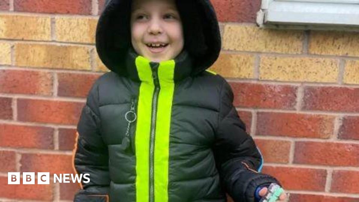 Salford dad 'overwhelmed' by response to autistic son's sensory coat ...