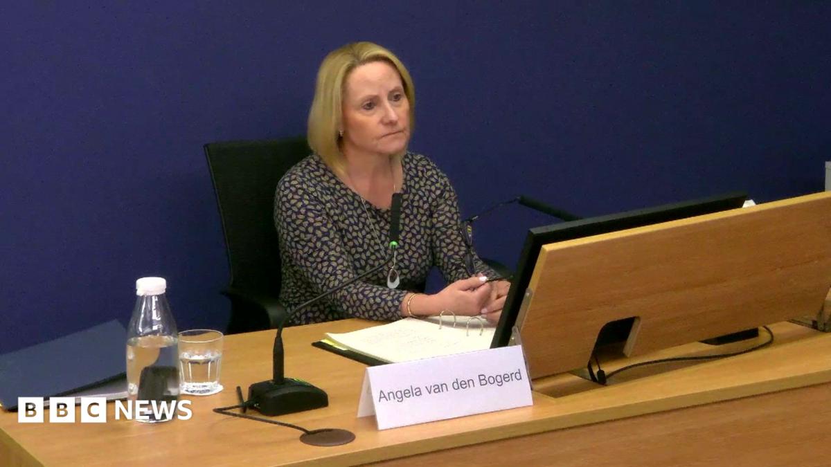 Post Office executive denies cover-up over Horizon back door - BBC News