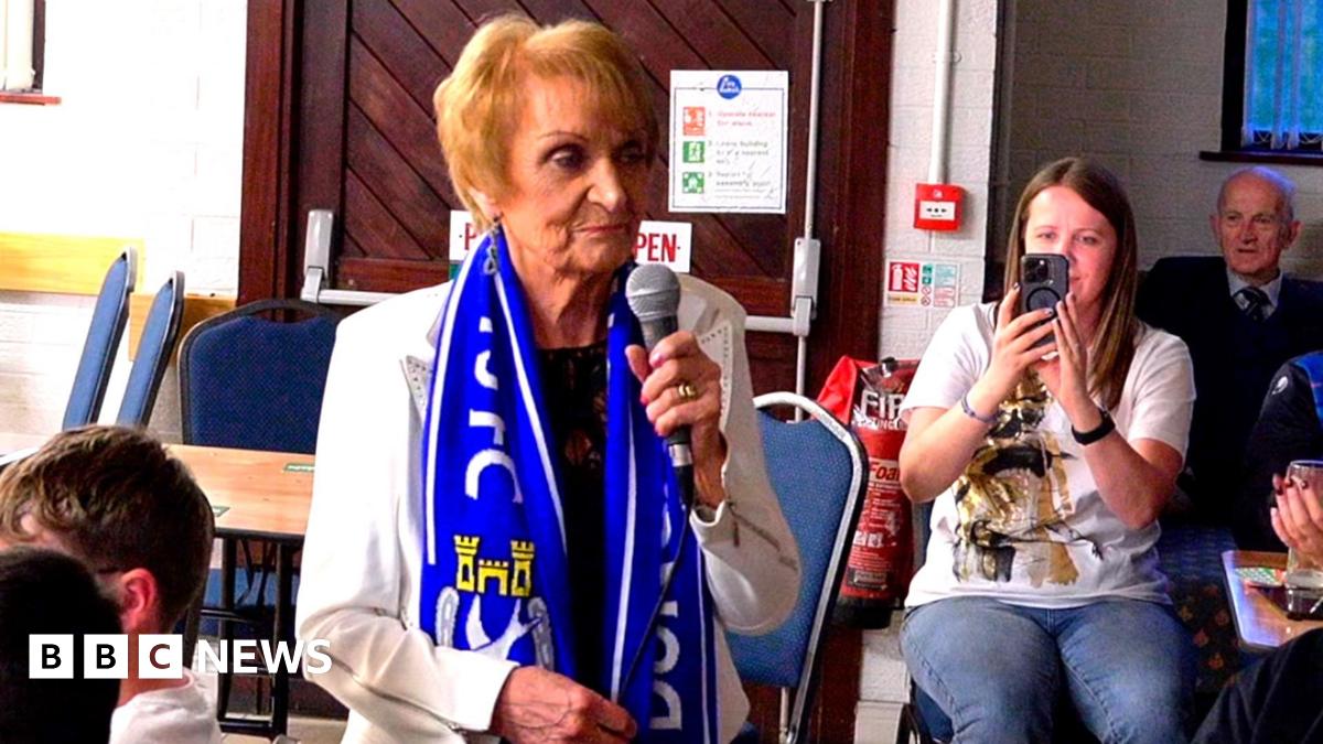 Irish Cup final: Philomena Begley scores with Dungannon Swifts ...