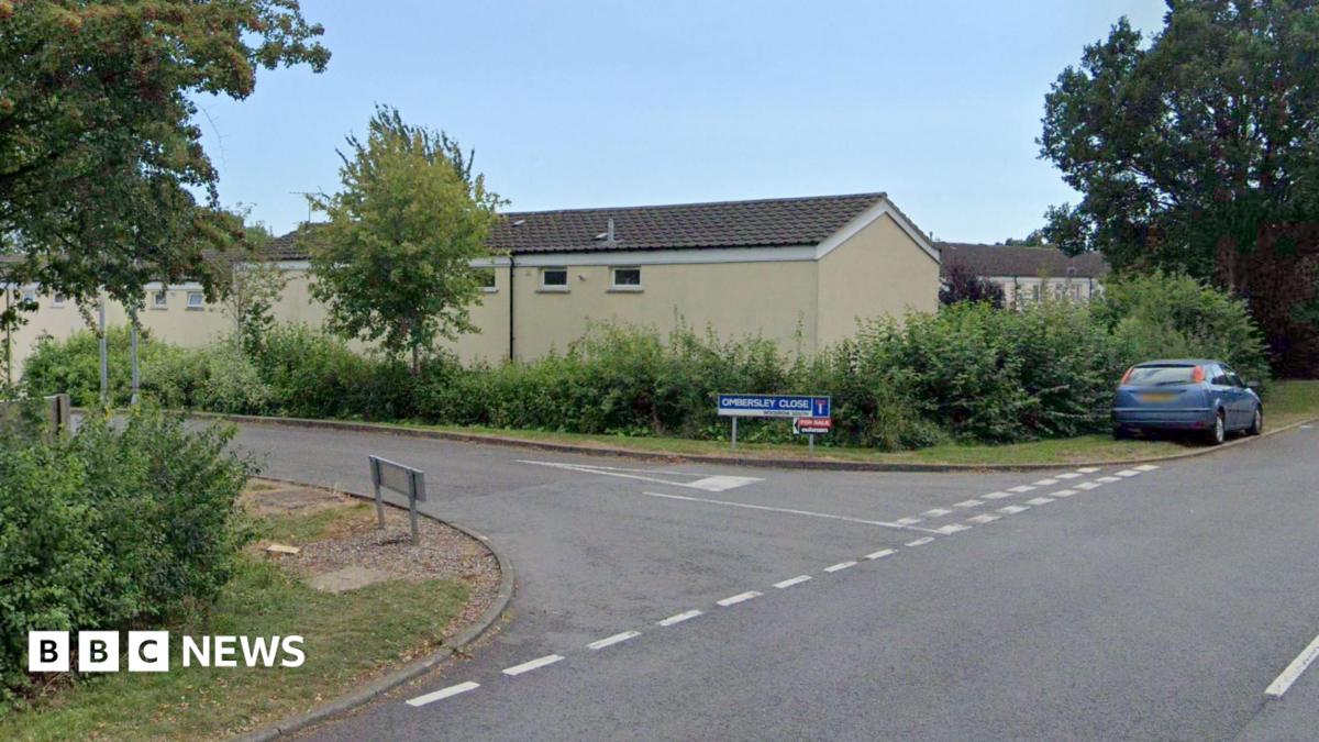 Three arrested after firearm incident in Redditch - BBC News