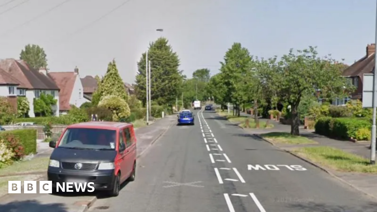 Tamworth biker murder-accused remanded in custody - BBC News