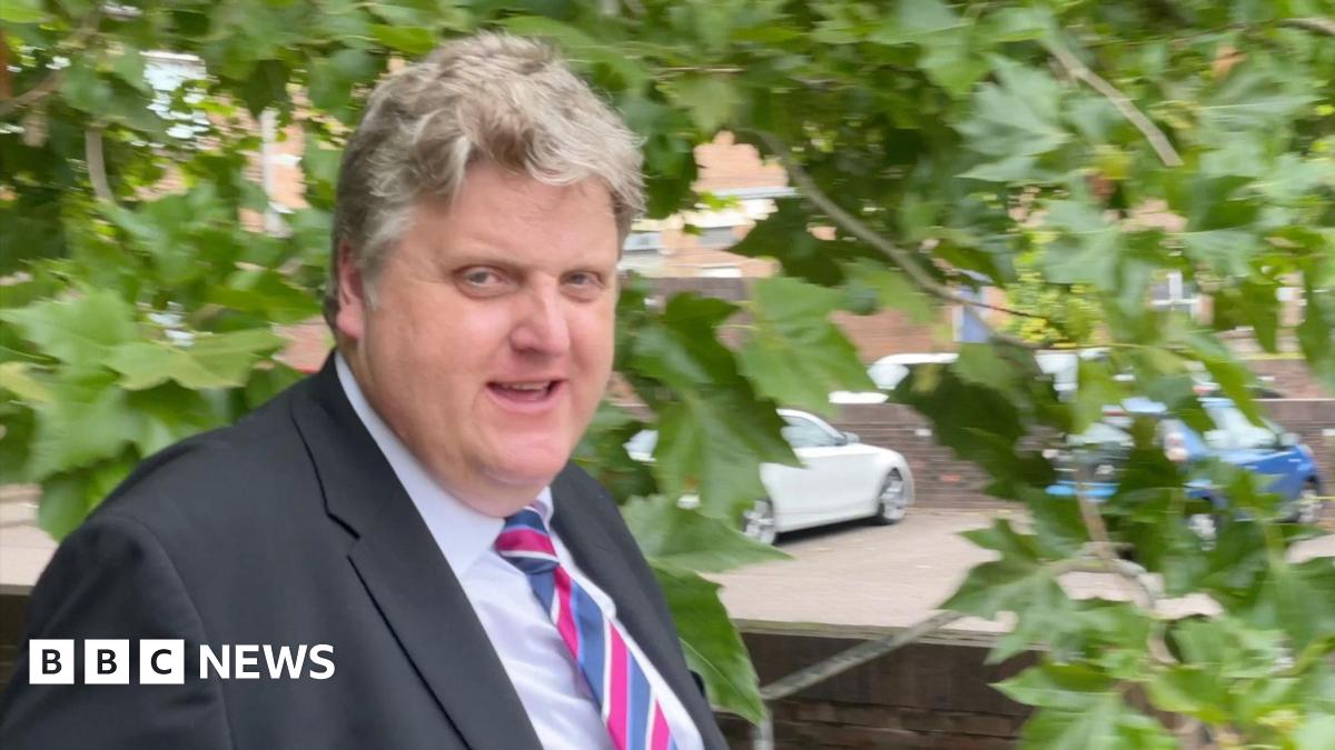 Former head teacher guilty of harassing trainee at Norfolk school - BBC ...