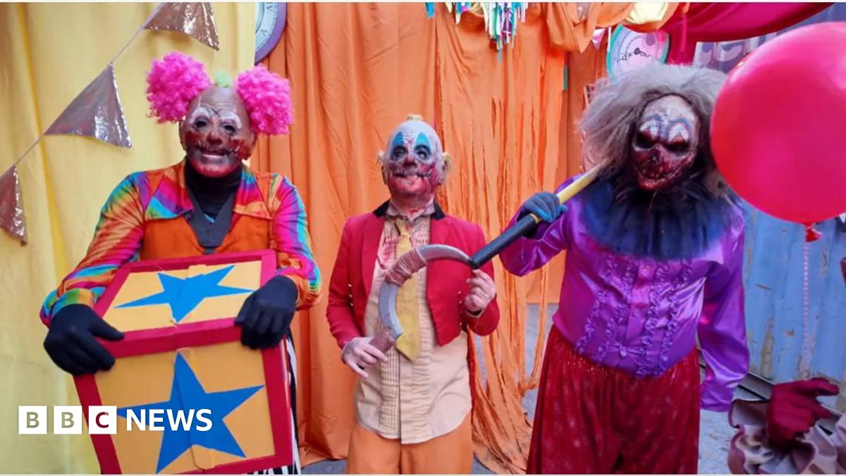 Abandoned Camelot theme park turns into 'scare city' for Halloween ...