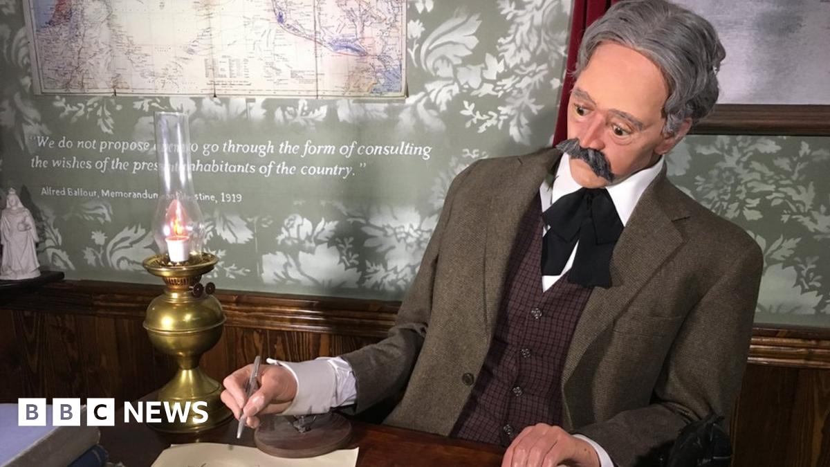 Balfour Declaration: The divisive legacy of 67 words - BBC News