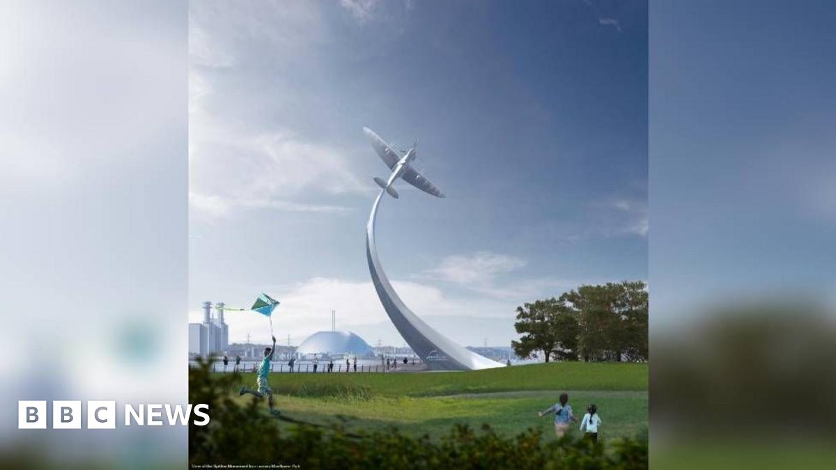Southampton Spitfire monument given boost by No 10 event - BBC News