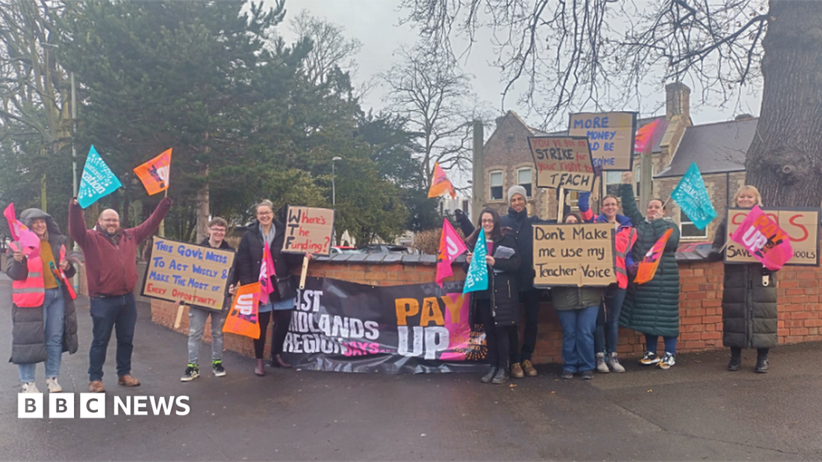 East Midlands teachers join further strike action - BBC News