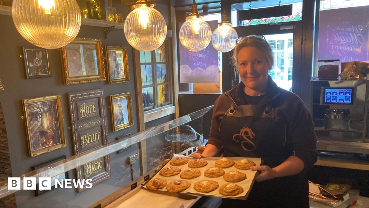 First shop for cookie business started in kitchen - BBC News