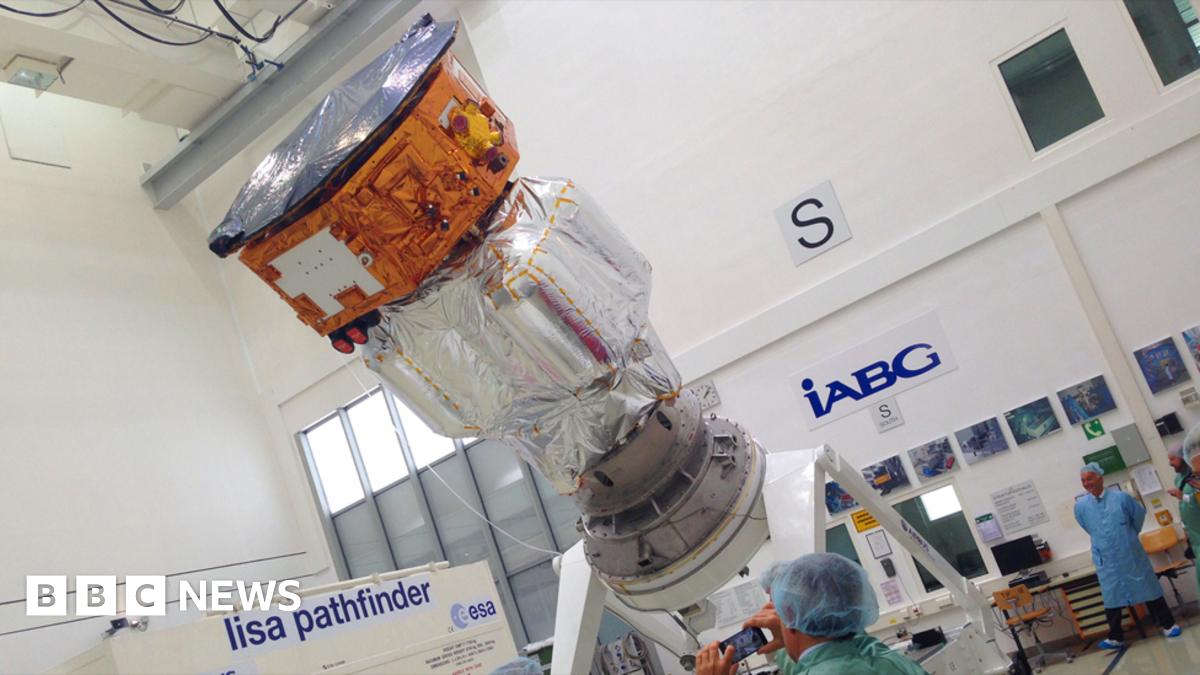 Lisa Pathfinder: Gravity quest set to go into orbit - BBC News