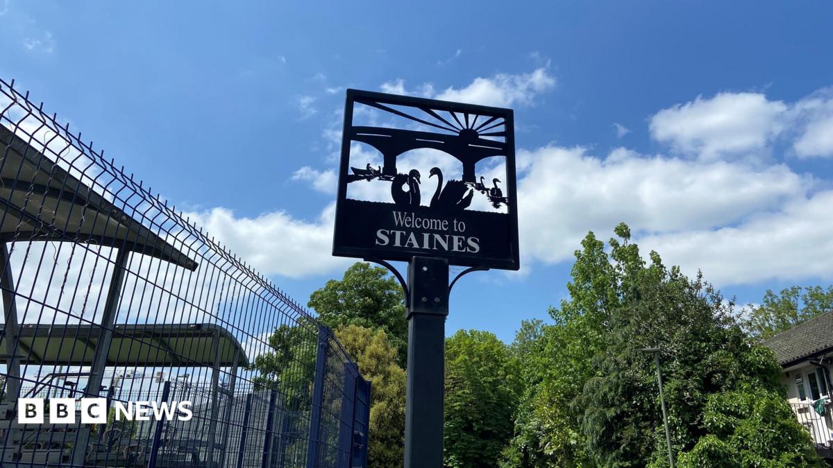 Election candidate reports 'attack' at Staines railway station. - BBC News