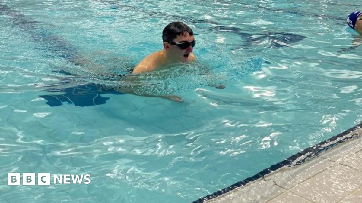 West Lancashire Council set to axe swimming pools over £1m costs - BBC News