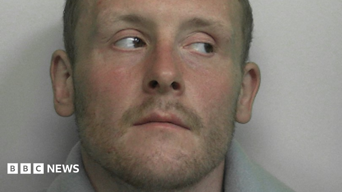 Dorset prisoner apprehended four days after van escape - BBC News