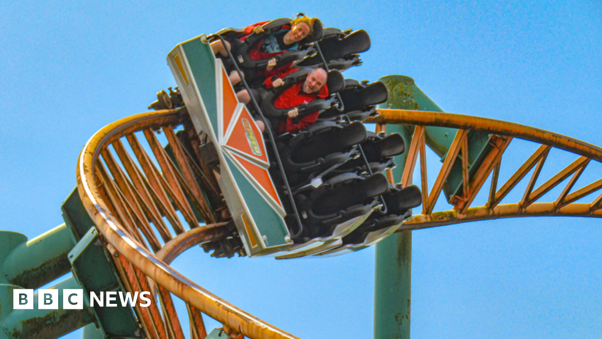 Oakwood Theme Park: Pembrokeshire venue shuts down immediately - BBC News