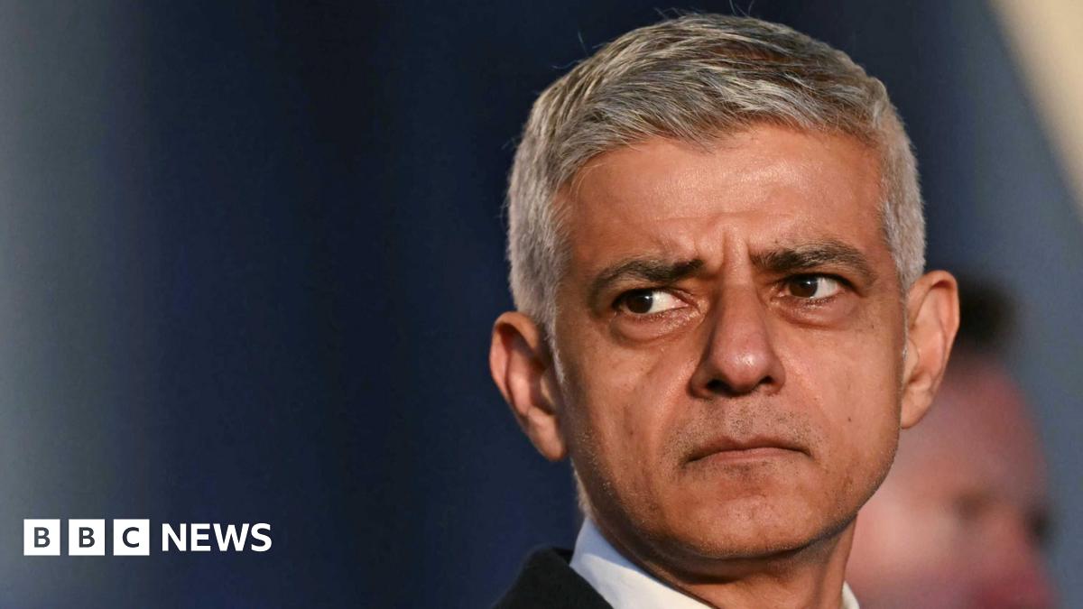 Labour MP rebellion on Pip and UC cuts backed by London's mayor - BBC News