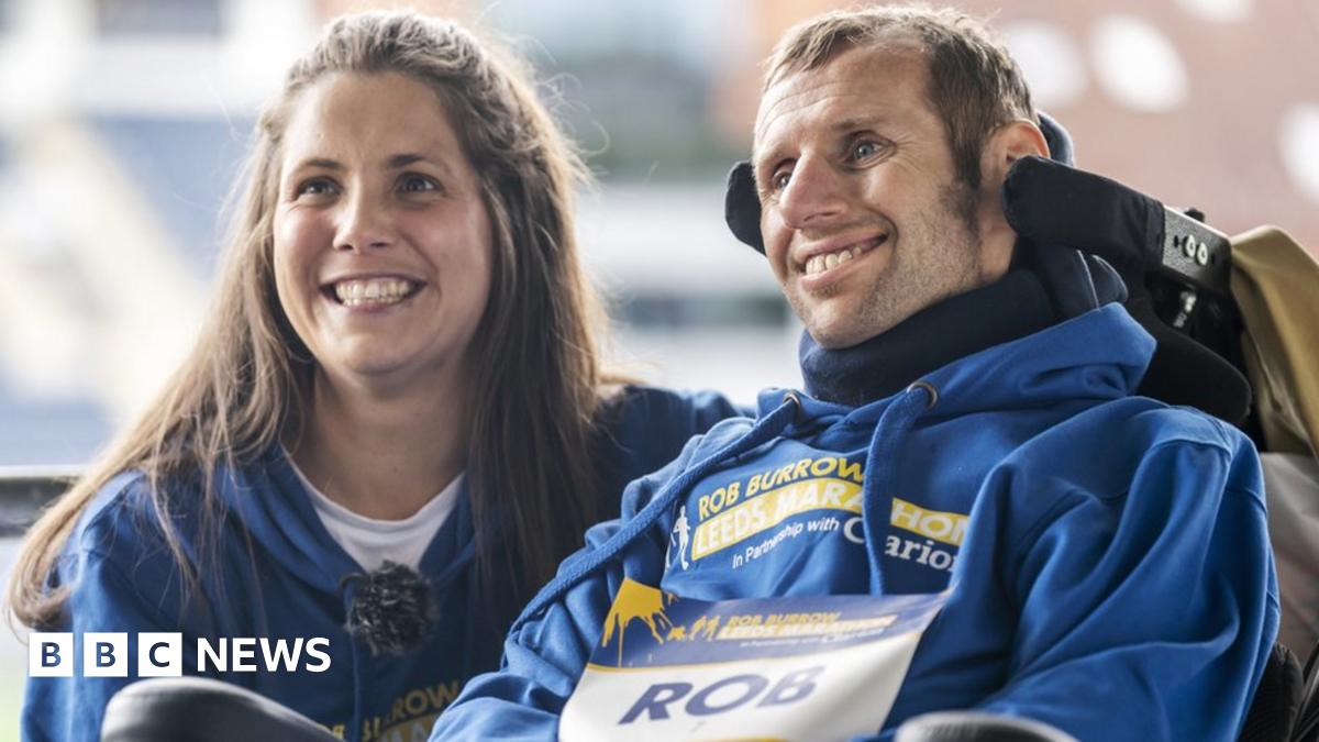 Rob Burrow Leeds Marathon will be 'tough' challenge, wife says - BBC News