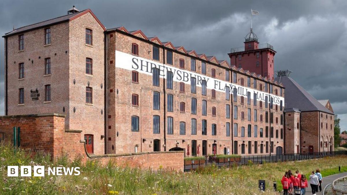 West Midlands buildings shortlisted for architectural awards - BBC News