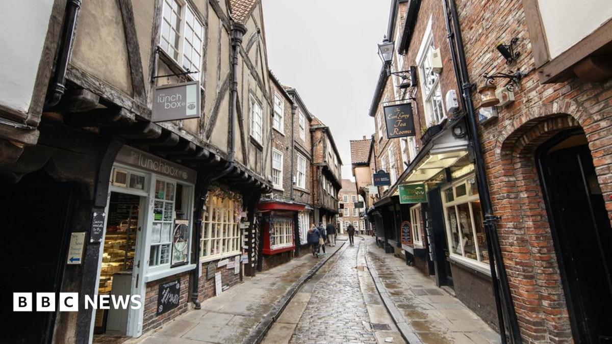 Unesco world heritage status: Seven sites win UK backing - BBC News