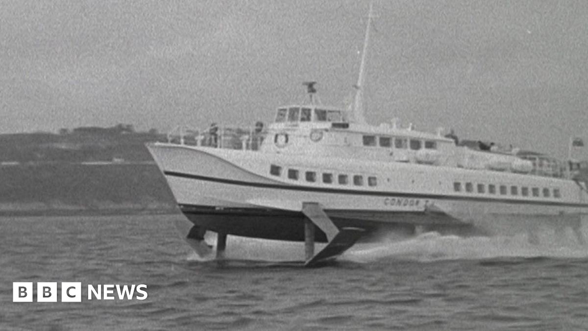 Sixty years of Condor Ferries serving Jersey and Guernsey - BBC News