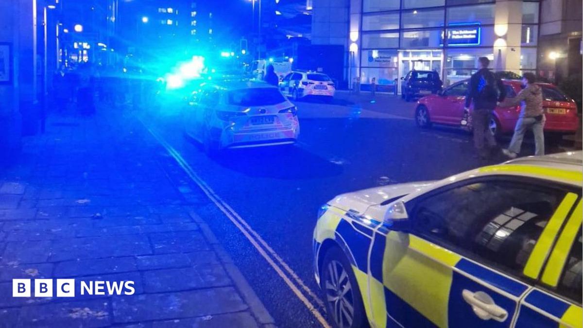 Bristol key routes re-open after police incidents - BBC News