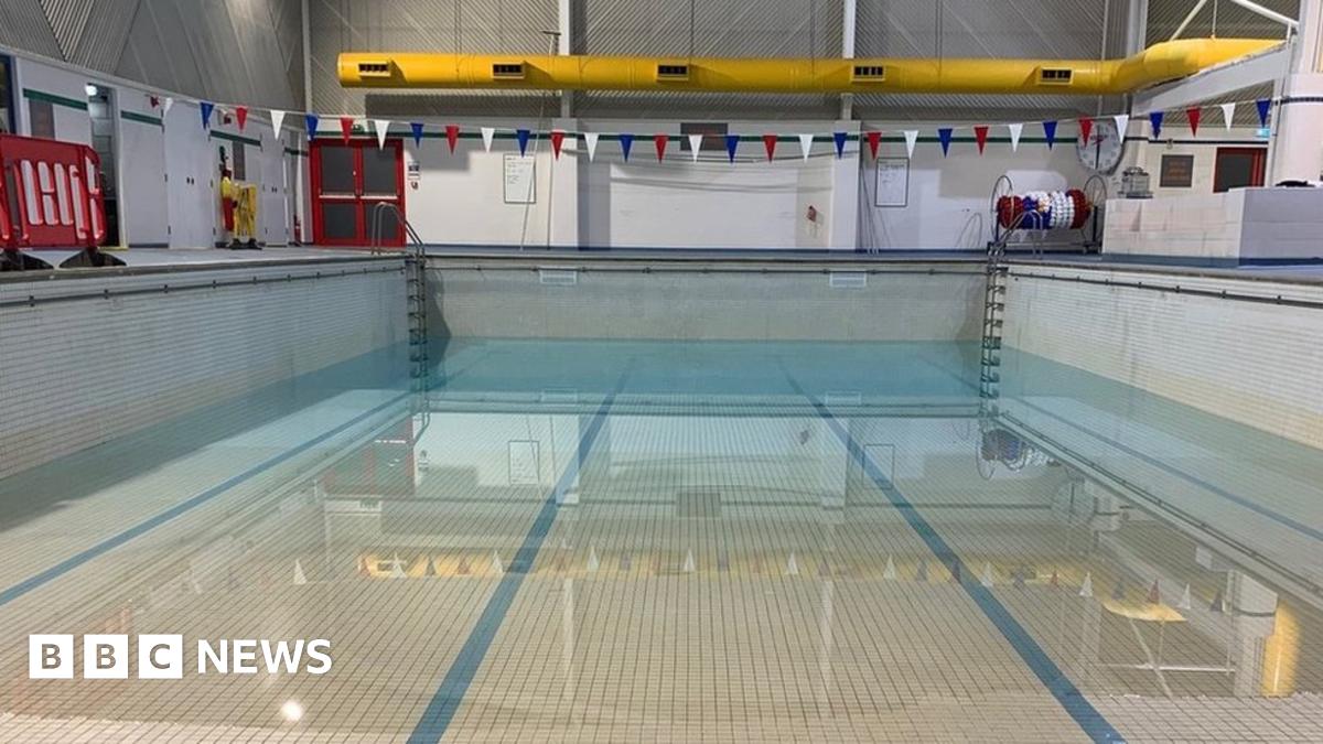 New £5.5m leisure centre plan for Southwell stalls - BBC News