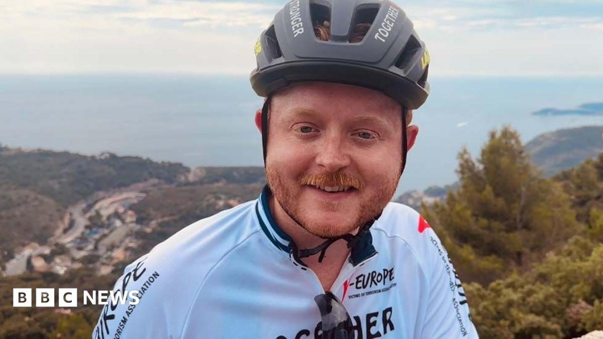 Travis Frain: Attack survivor's 'amazing' Tour de France honour - BBC News