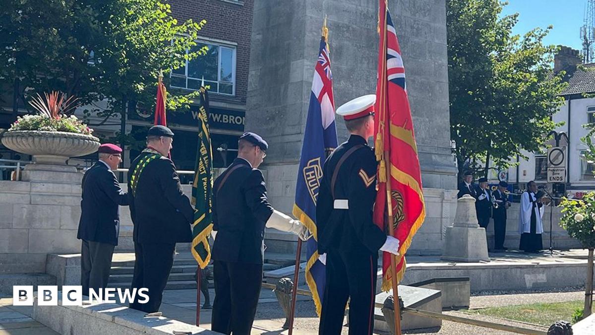Remembrance Sunday events in Hull and East Yorkshire - BBC News
