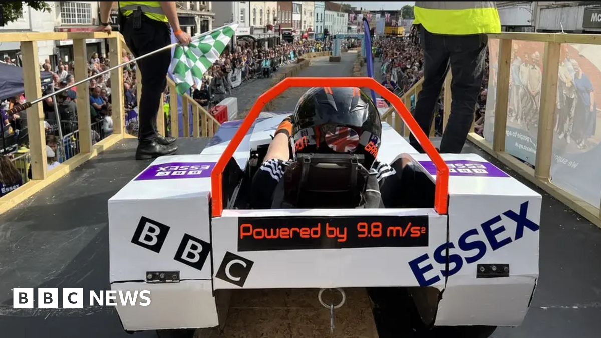 Colchester soapbox rally returns for 2025 - BBC News