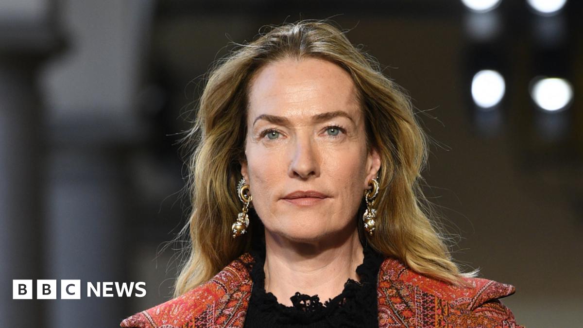 Supermodel Tatjana Patitz dies at 56 - BBC News