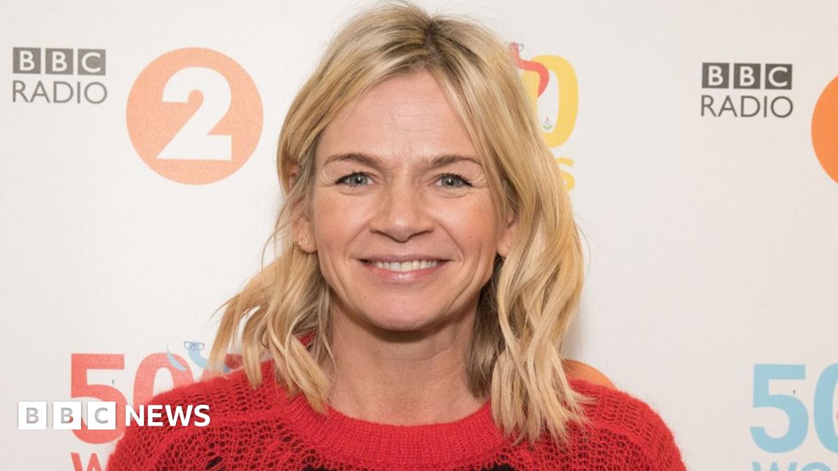 Zoe Ball announces mum's death after cancer diagnosis - BBC News