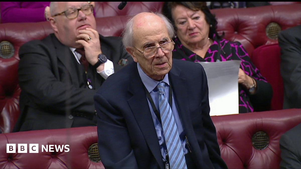 Lord Tebbit reprimanded by Lords chief whip for interruption - BBC News