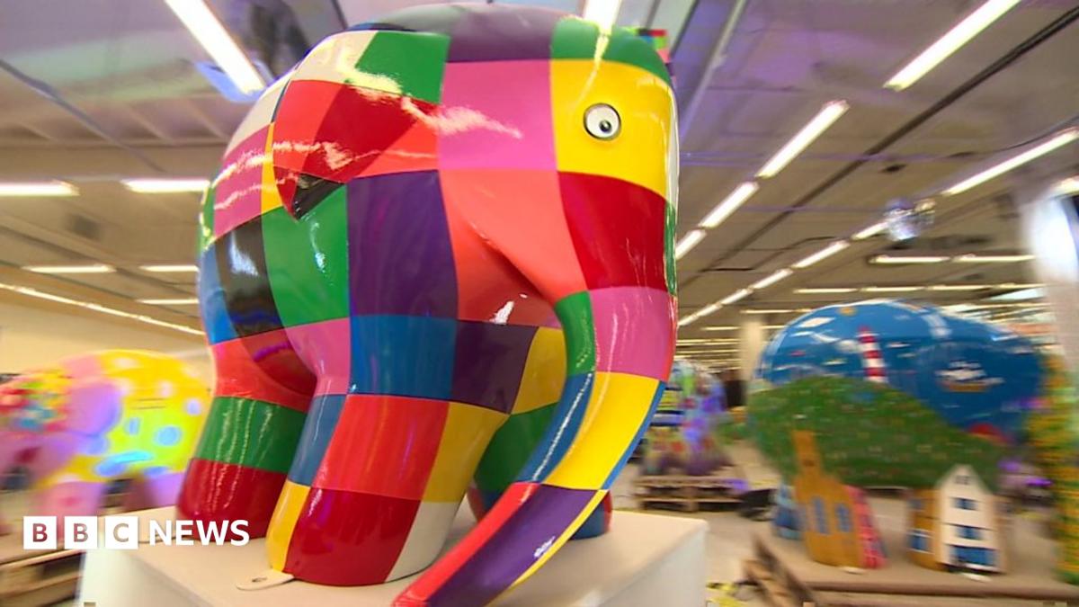 Elmer's Big Parade: Auction raises £300k - BBC News