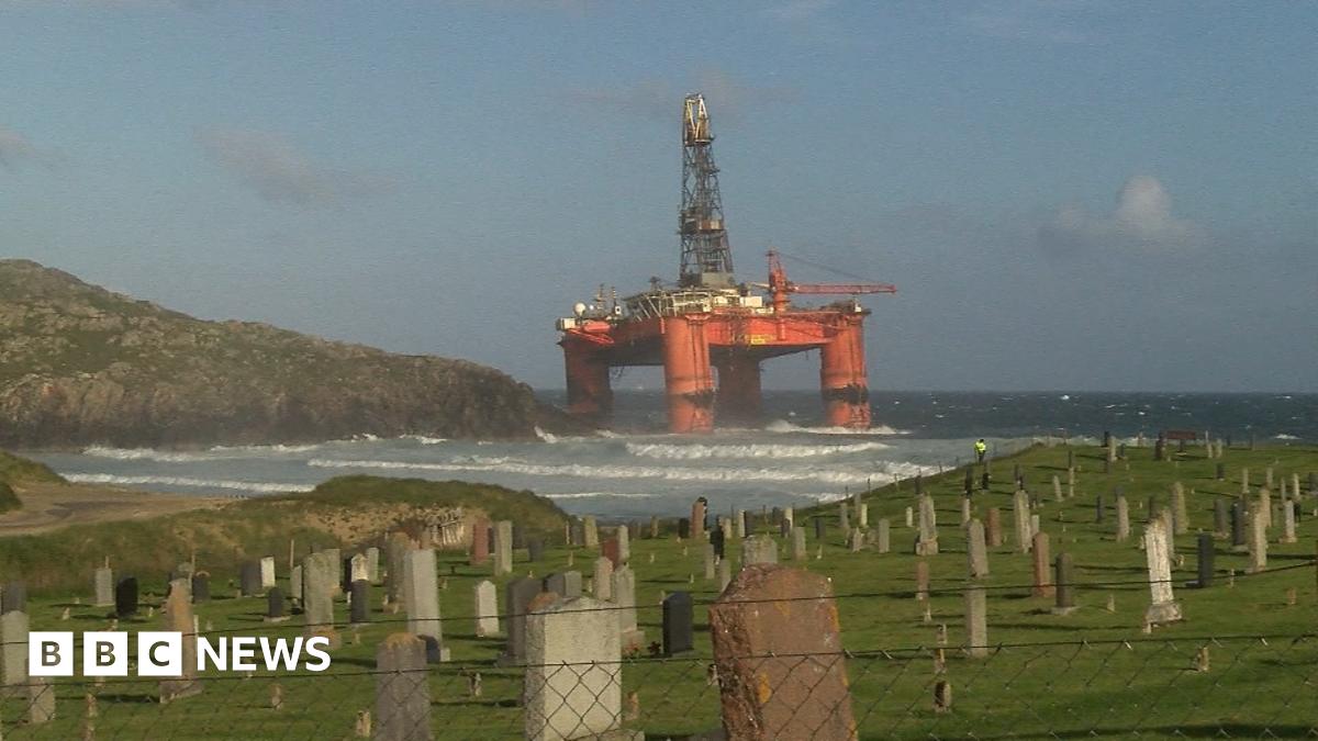 Drilling rig blown ashore in storms off Western Isles - BBC News
