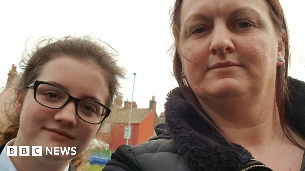 School discipline: How strict is too strict? - BBC News