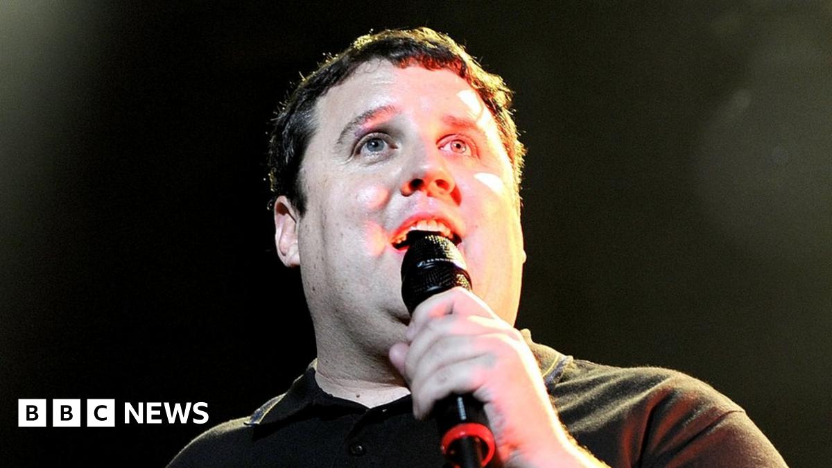 Peter Kay announces monthly residency at London's O2 Arena - BBC News