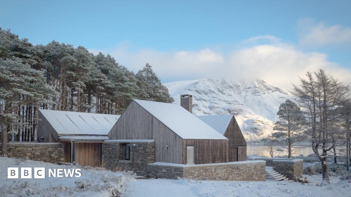West Highlands home wins top architecture prize - BBC News