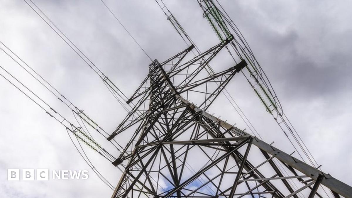 SSE looking at alternatives to Spittal-Beauly powerline route - BBC News
