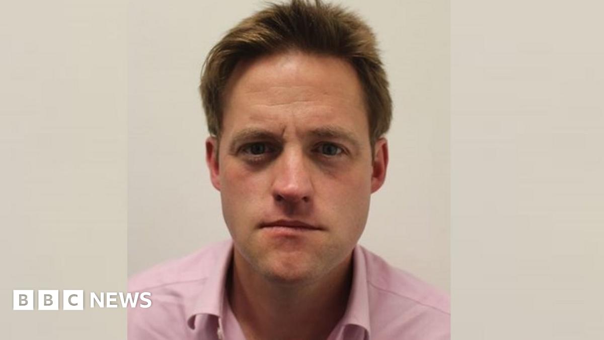 Henry Hendron: Barrister who asked clients for meth is jailed - BBC News