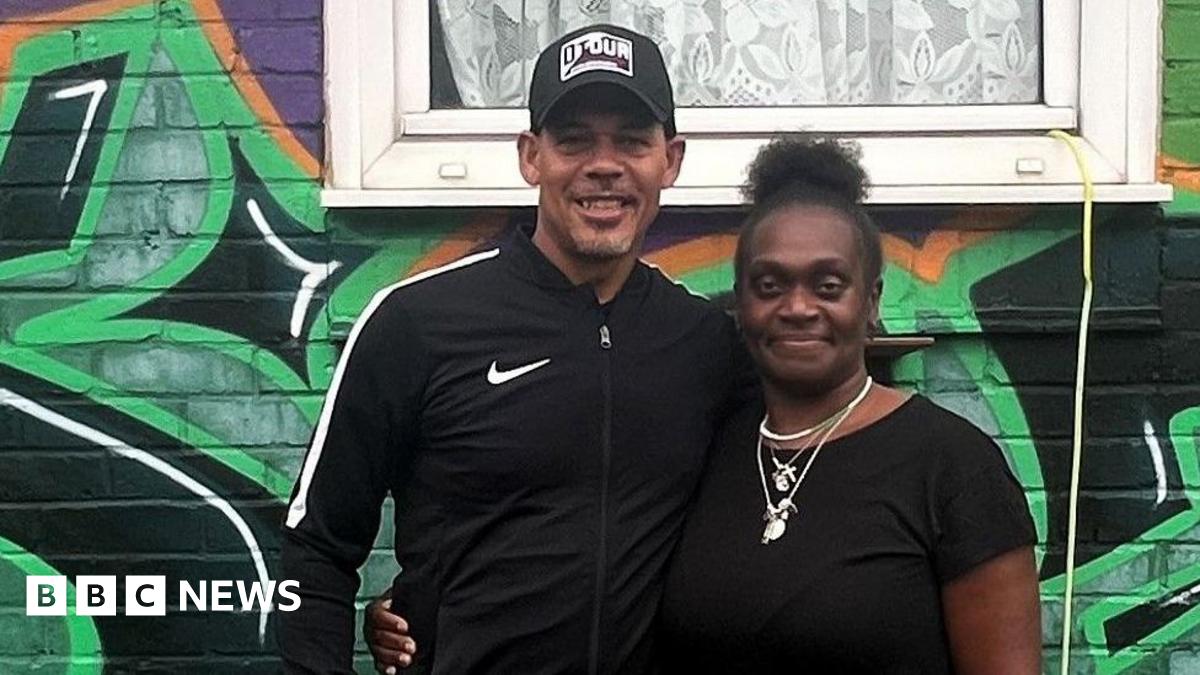 Notting Hill Carnival: 'Our son's killer should have been caught' - BBC ...