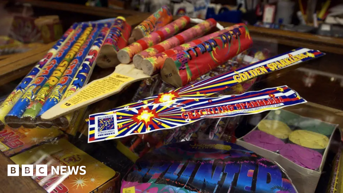 Wardens visit and warn residents over fireworks misuse - BBC News
