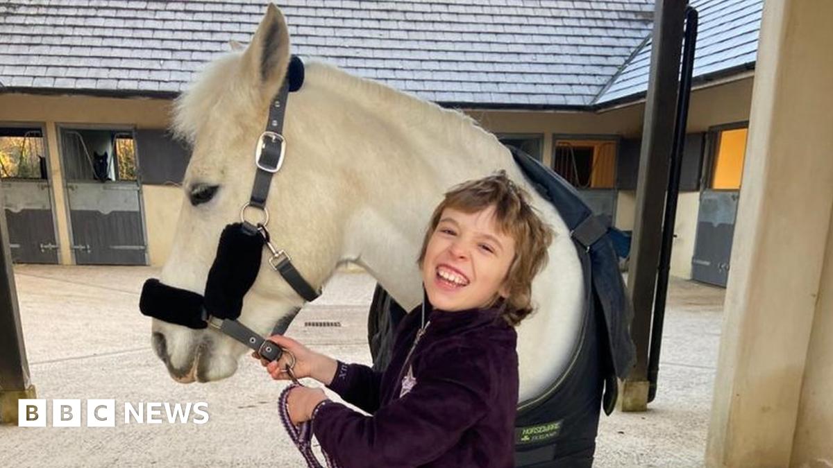 Somerset child's wish comes true after cancer 'hell' - BBC News