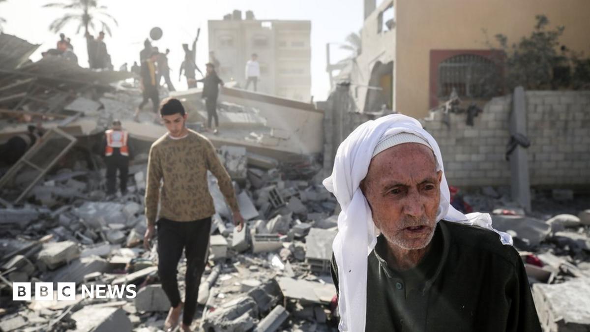 UN Security Council demands Gaza aid deliveries at scale - BBC News