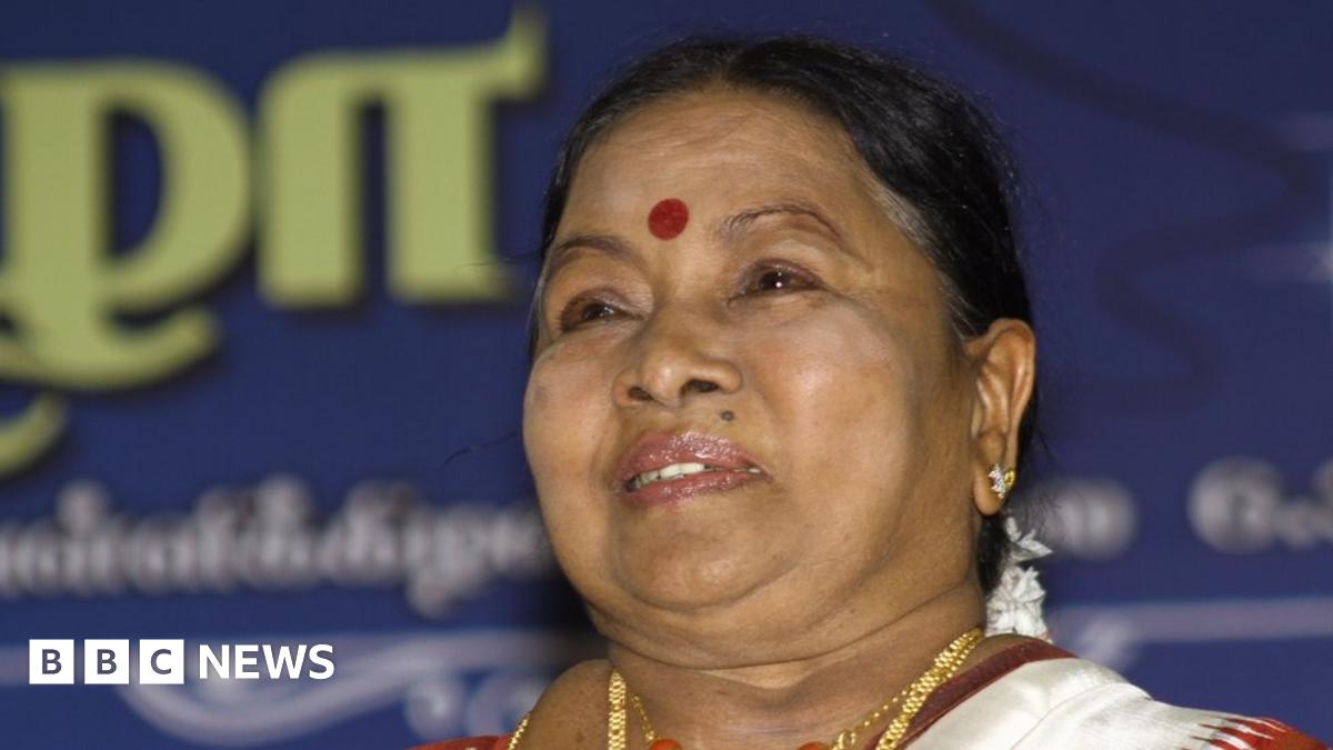 South Indian actress Manorama dies - BBC News