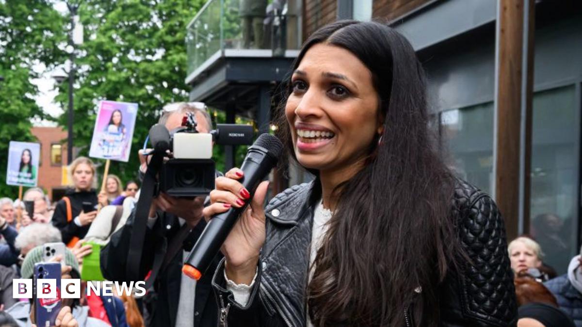 Faiza Shaheen: Former Labour candidate to stand as independent - BBC News