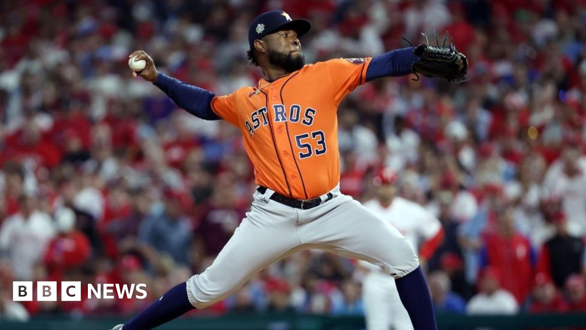 Houston Astros make baseball history with no-hitter - BBC News