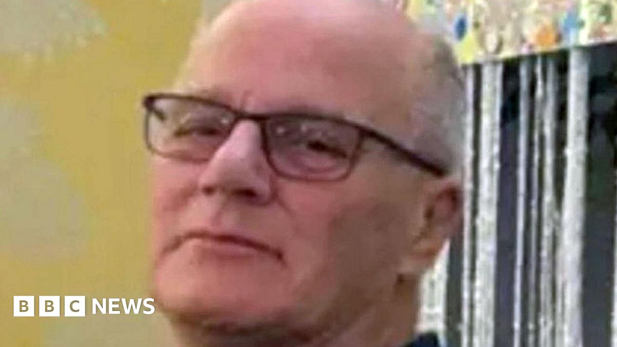 Motorcyclist named after fatal A30 crash in Chard - BBC News