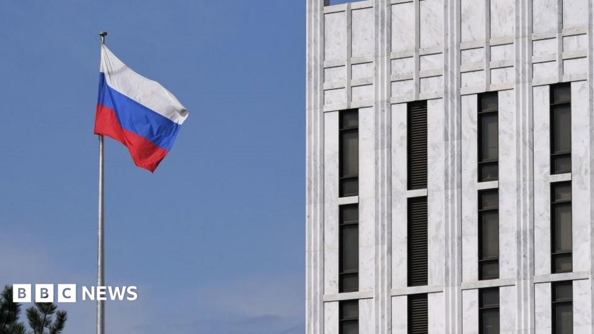 Washington seeks to expose Russian intelligence activity - BBC News