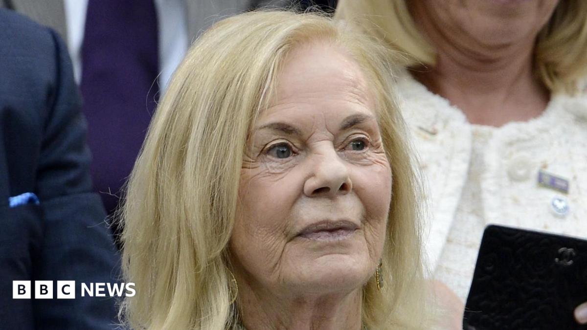Duchess of Kent: Tributes paid to 'good Yorkshire lady' - BBC News